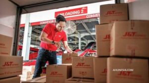 Tarif J&T 2024 : Cara Cek Ongkir & Biaya Pengiriman Paket