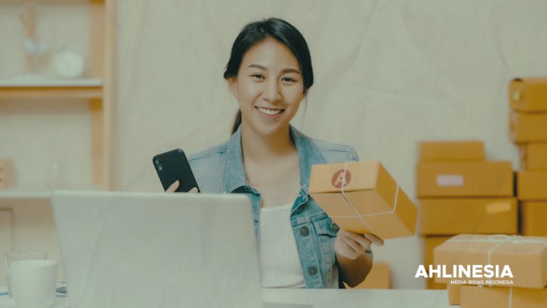 Online Adalah: Pengertian Online Menurut Para Ahli